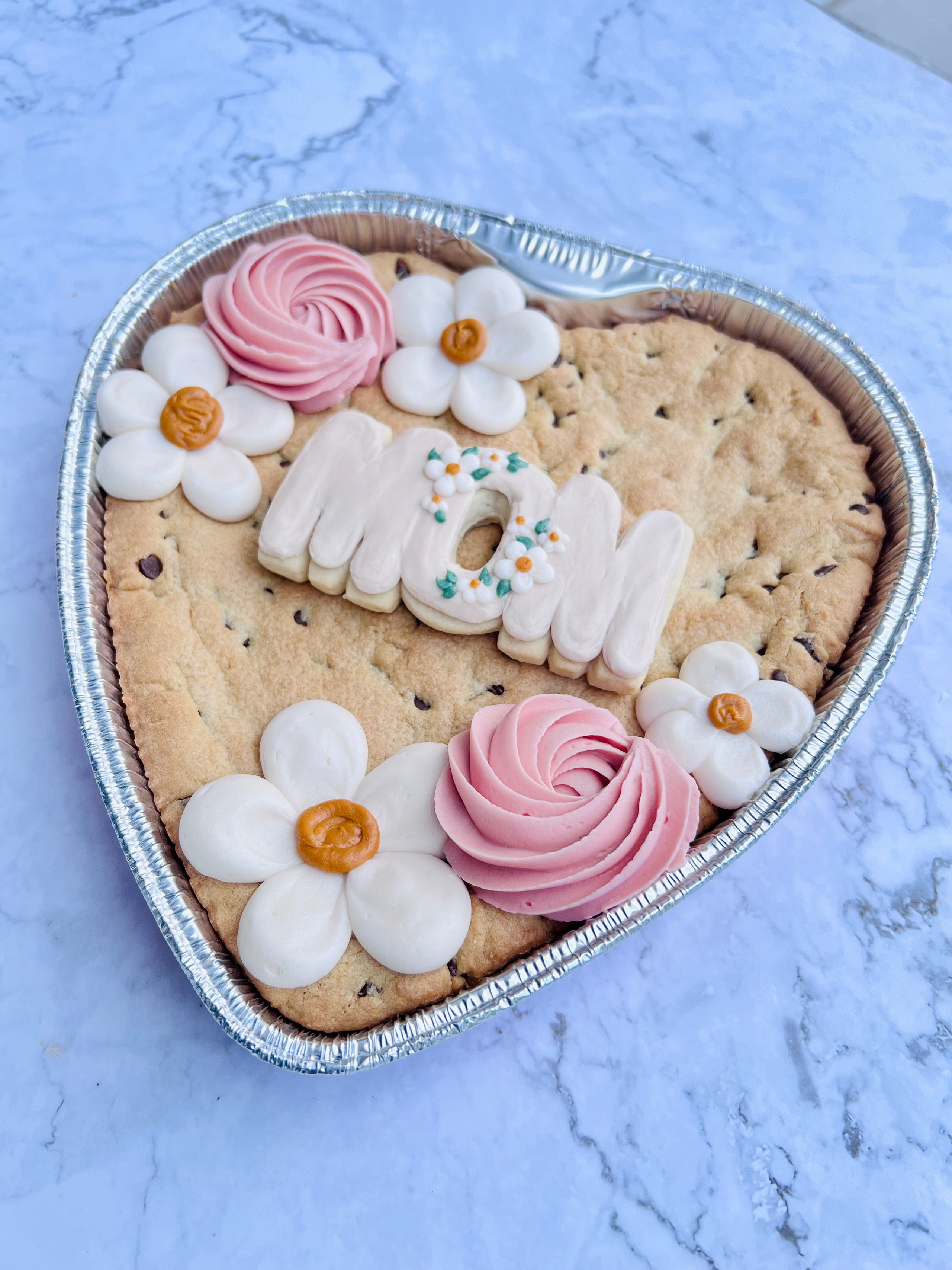 PREORDER Mother's Day Heart MOM Cookie | Sugar Daddy Bakery